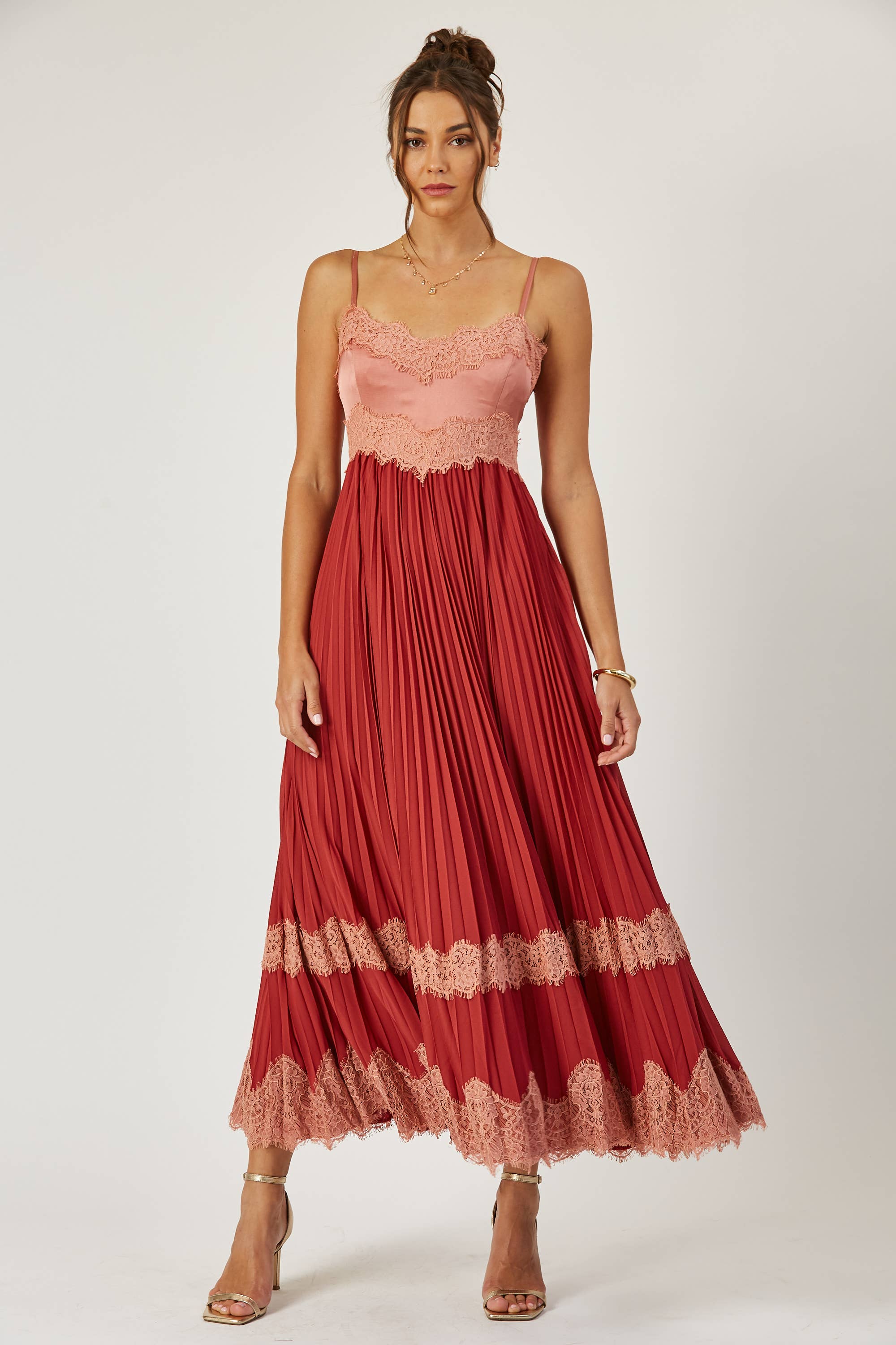 Saylor Colorblock Pleated Midi Dress – True Me Inspire
